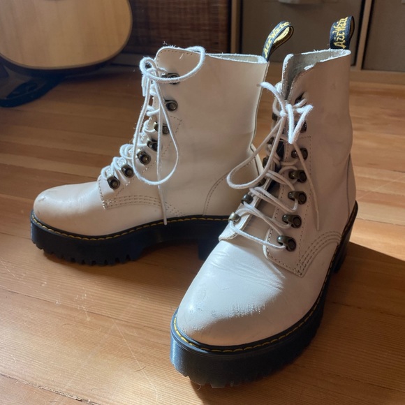 Dr. Martens | Shoes | Rare Dr Martens Bone Colored Leona Platform Boots ...